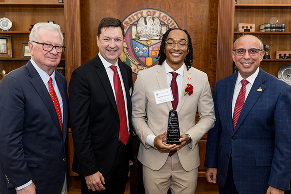 Outstanding Graduate | Alumni Association